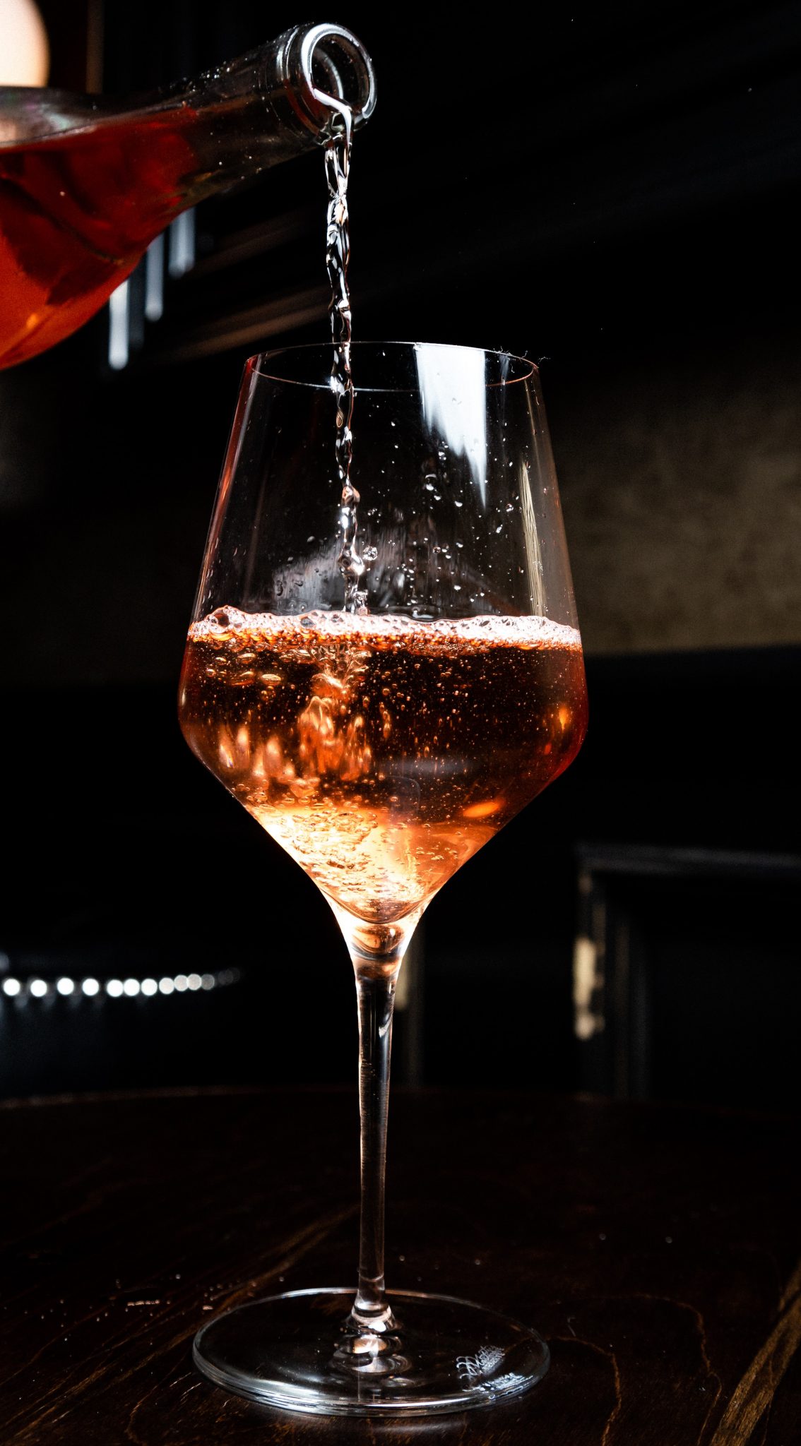 Caesar Salad Wine Pairing: with Salmon or with Chicken - The Wine Wiki